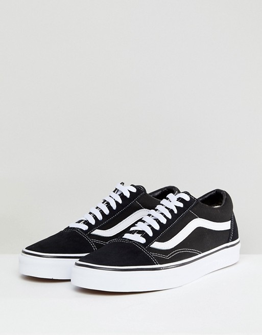 How To Wear Vans Shoes With Style The Trend Spotter