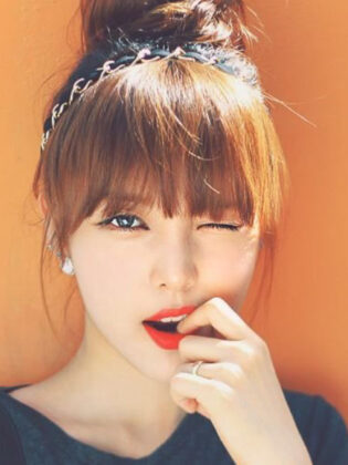 How to Style Bangs Like a Pro - The Trend Spotter