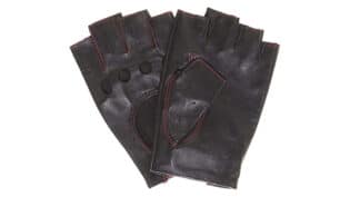 How to Wear Driving Gloves With Style [2023 ] - The Trend Spotter