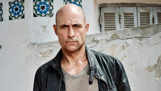 20 Most Sexy Bald Men in the World Today (2024) - The Trend Spotter
